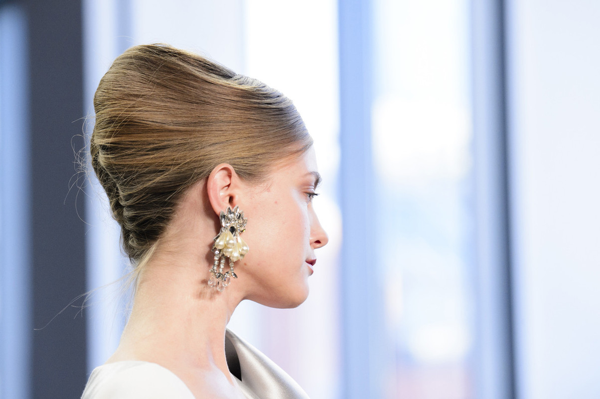 Badgley Mischka Fall 2018 Details 38 L6 BKi s Dwx — Postimages