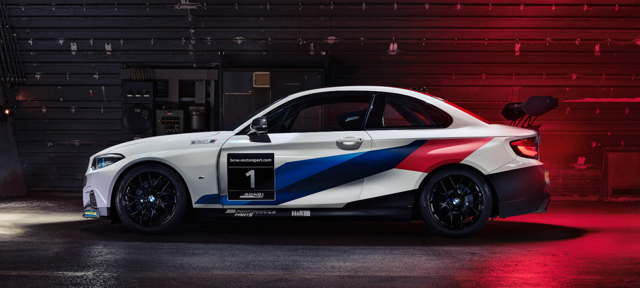 bmw m240i racing hotspot — Postimages