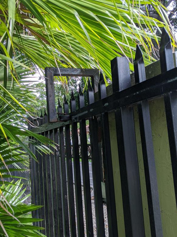 Metal rolling gate rollers | DIY Home Improvement Forum