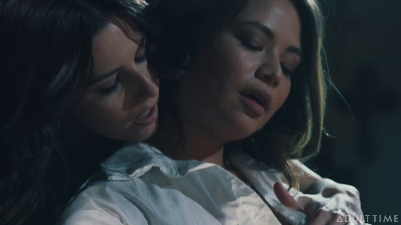 Chanel Camryn Scarlett Alexis Lust From a Distance Stella Smut Director Showcase ADULTTIME mp4 ...