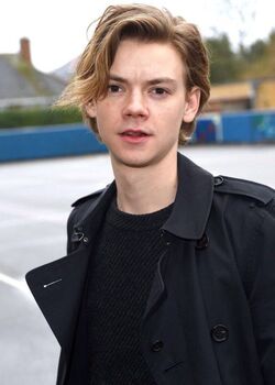 thomas brodie sangster 8 resized — Postimages