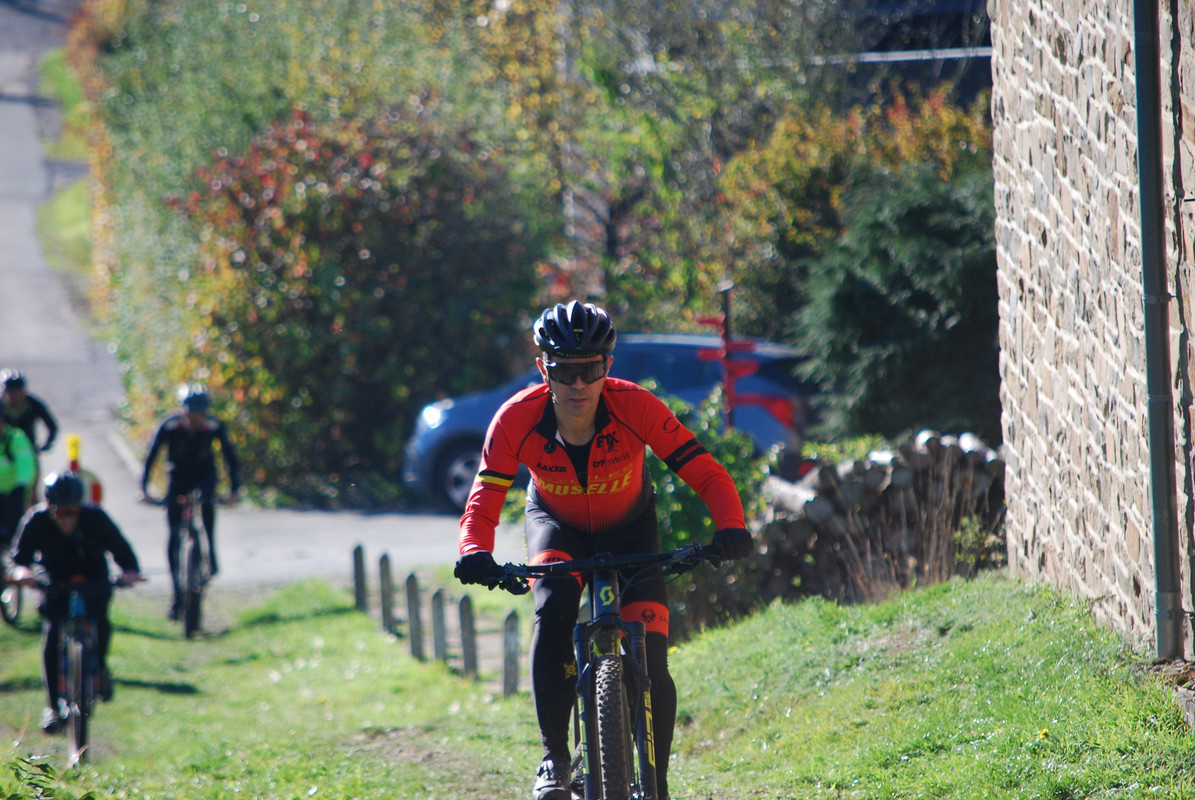 dimanche (332) — Postimages