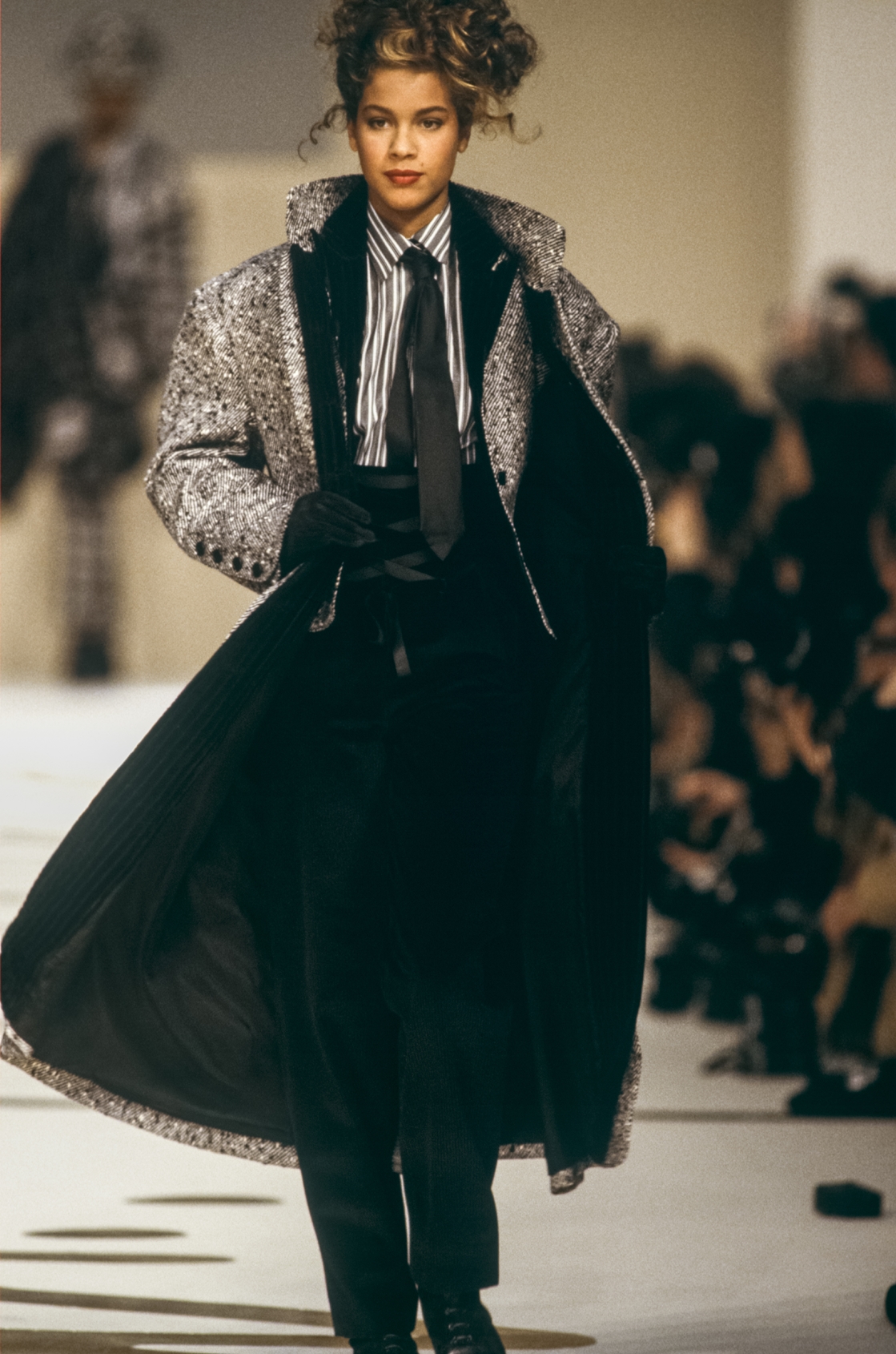 Fall/Winter Looks From The Runway: 1988 Pt.2 | Lipstick Alley