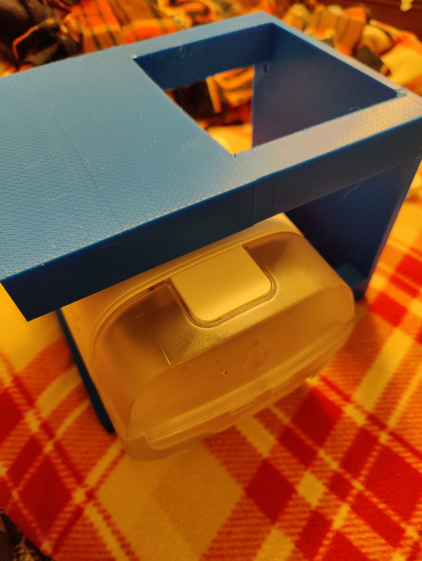 Designed and 3D printed a wall mount for Resmed Air sense 11 : r/CPAP