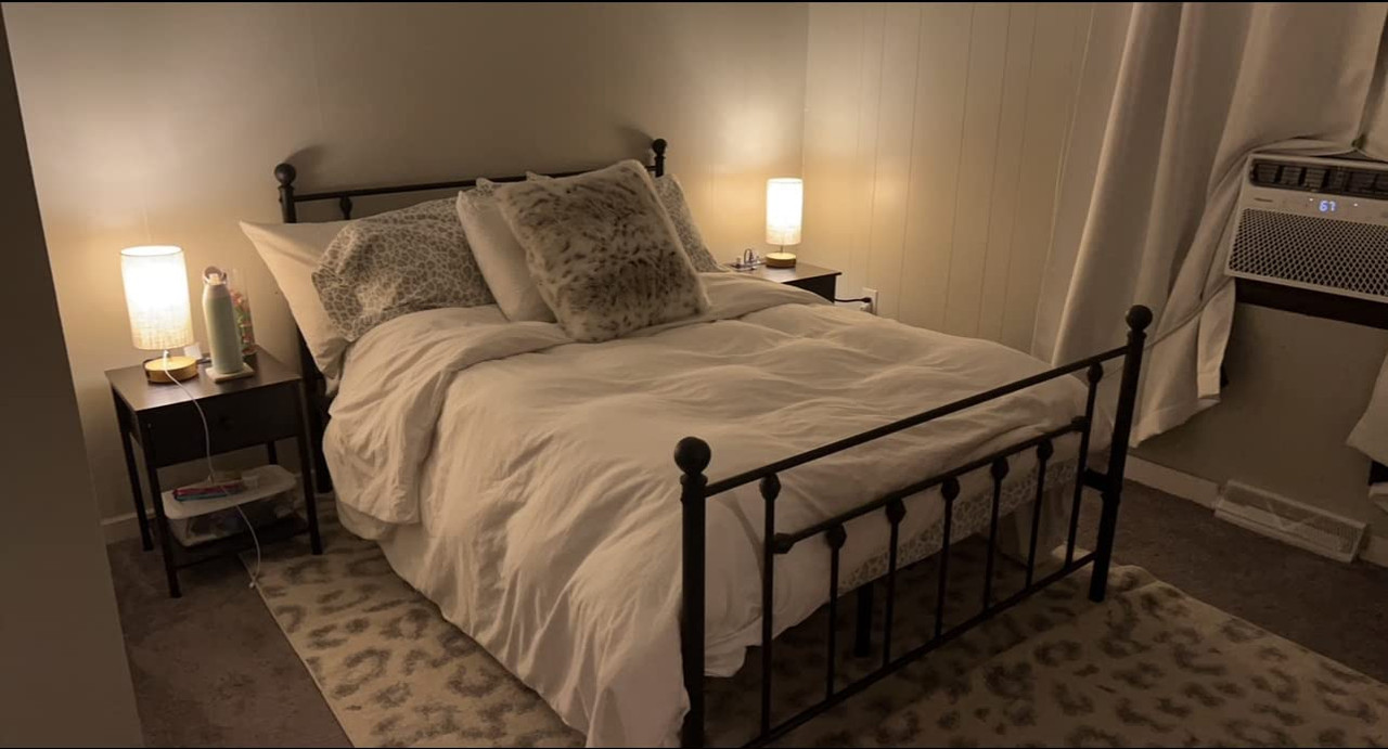 VECELO Queen Bed Frame with Headboard — Postimages