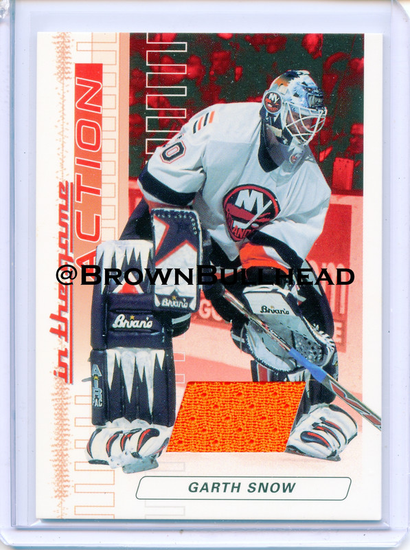 2003 04 ITG Action Jerseys M 080 [ Garth Snow] [ New York Islanders] [ Ruby] [ 500] [swatch ...