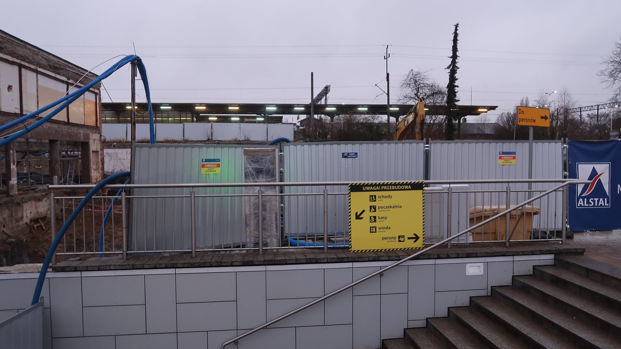 [Koszalin] Dworzec kolejowy [burzenie starego budynku + budowa nowego] | Page 4 | SkyscraperCity ...