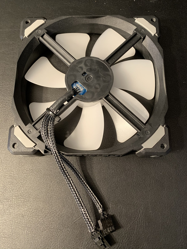 Corsair 1000D build/log with vertical GPU mount - System Builds ...
