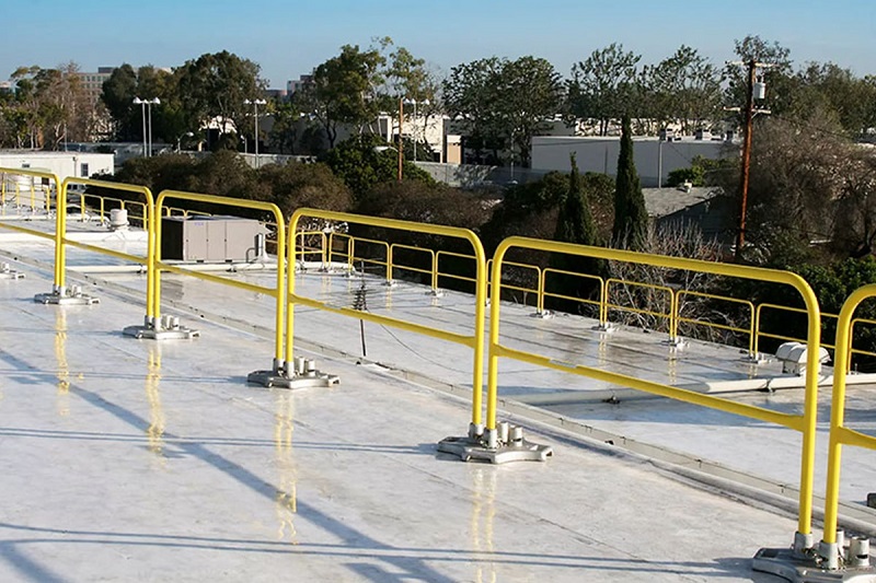 How Safety Railing Systems Can Improve Workplace Safety Standards