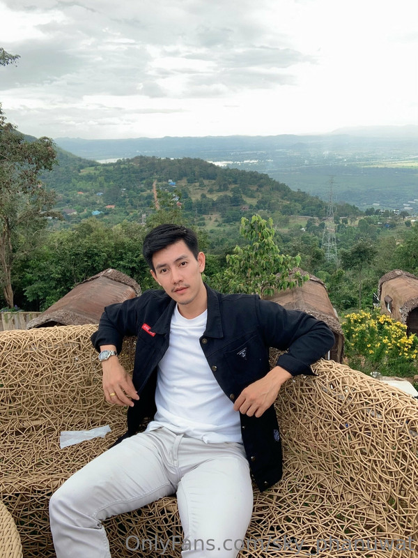 Sky 72 — Postimages