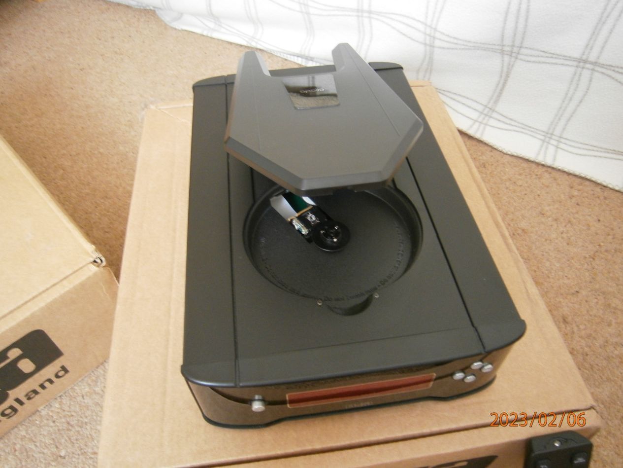 rega apollo new top — Postimages