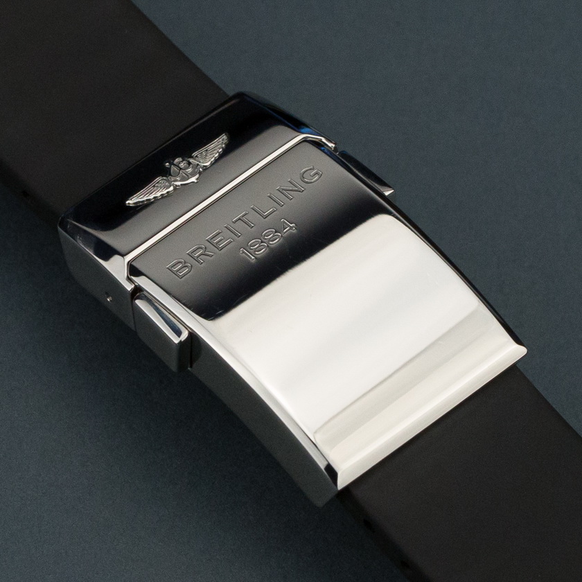 Breitling Airwolf Raven 43 ref A78364 8 — Postimages