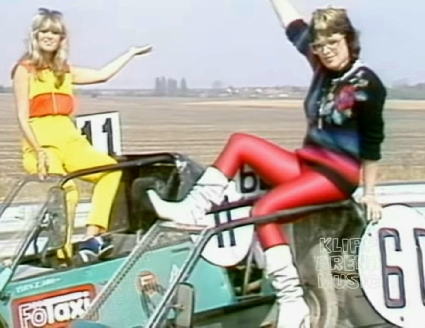 vintage gridgirls7924 — Postimages