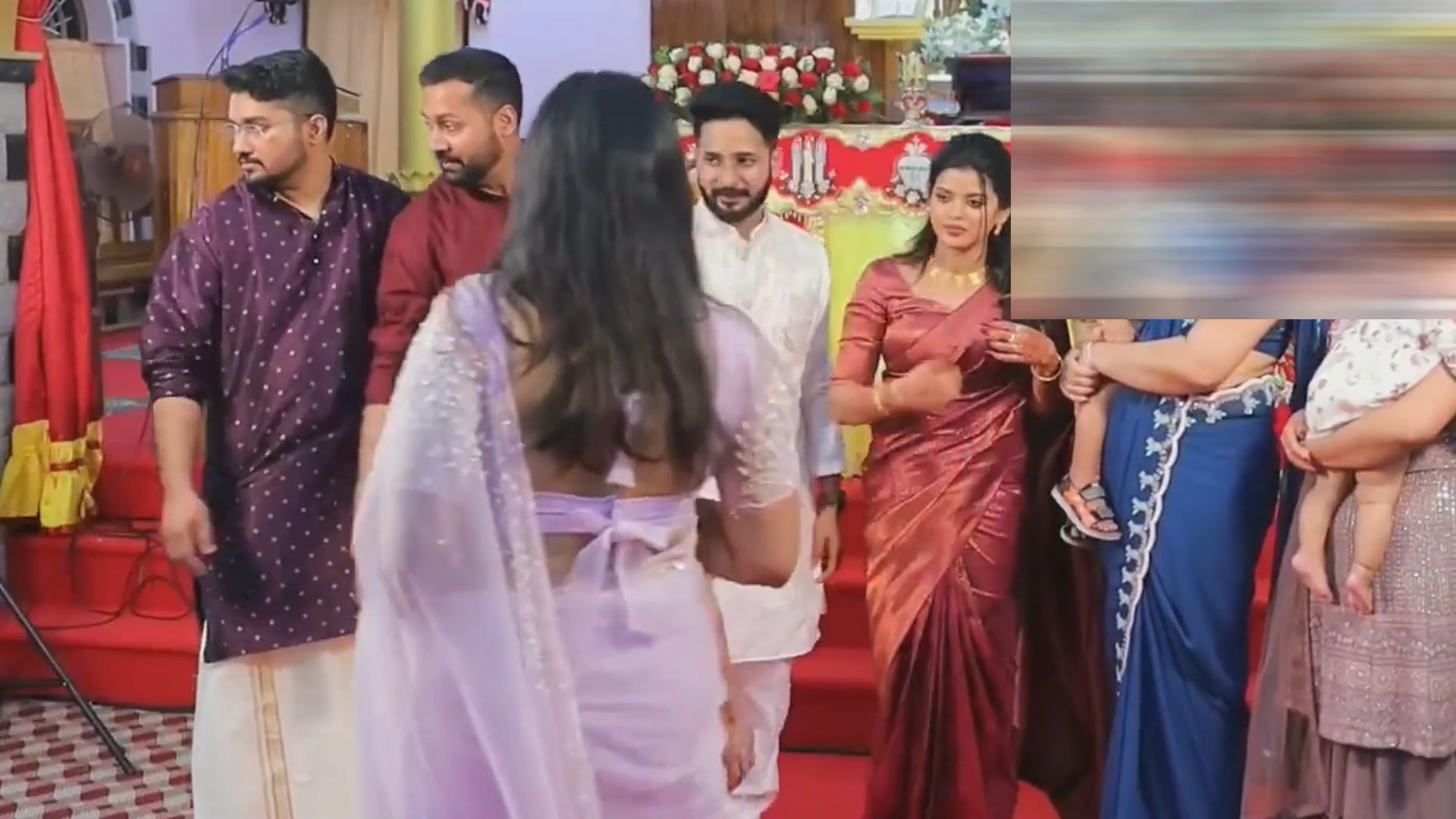 Sexy malayali lady's tummy and hip in wedding mov snapshot 00 09 586 — Postimages