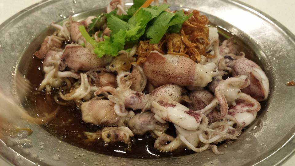 Who here enjoys the delicacy of steamed small sotong? | HardwareZone Forums