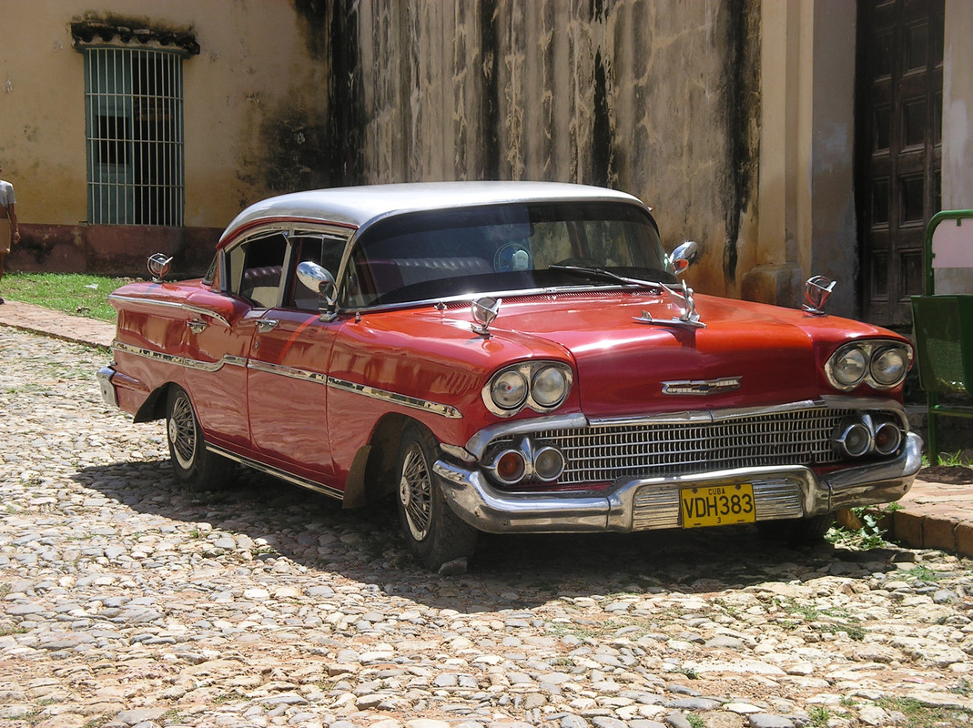 0881 Chevrolet Impala 1956 — Postimages