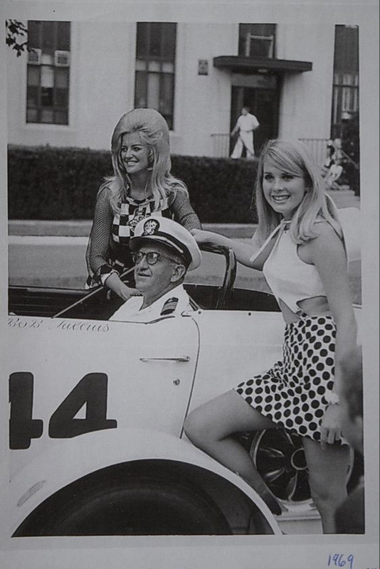 Vintage trophy girls - Britbike forum