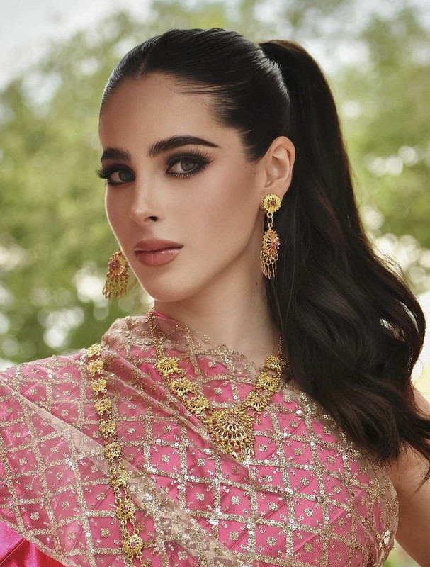 FÁTIMA PORTANDO VESTIMENTA TÍPICA DE TAILANDIA. - Reinas de Belleza Int ...