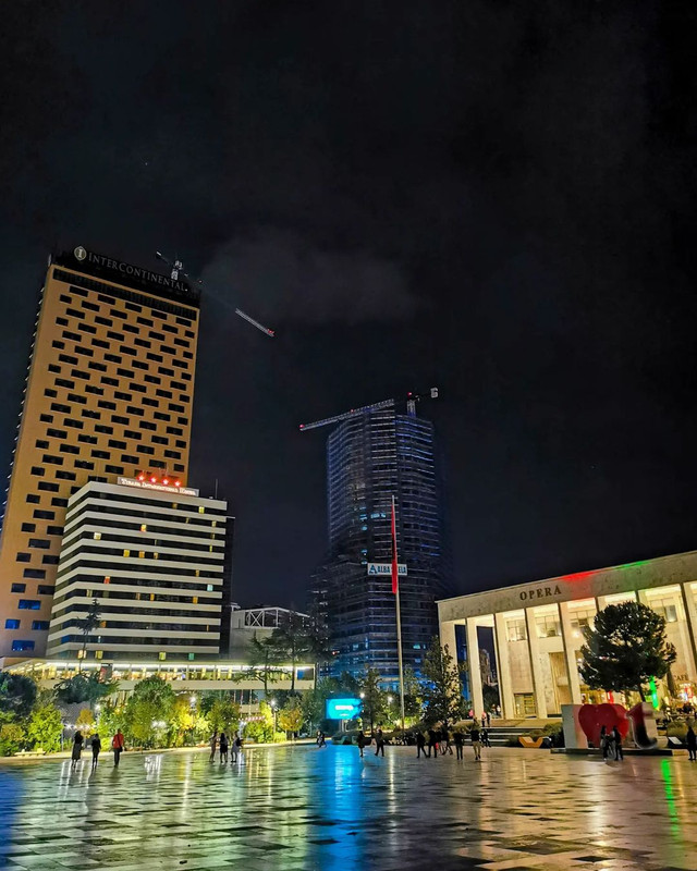 Tirana’s Rock | 85 m | 25 fl/kate | U/C | Page 29 | SkyscraperCity Forum