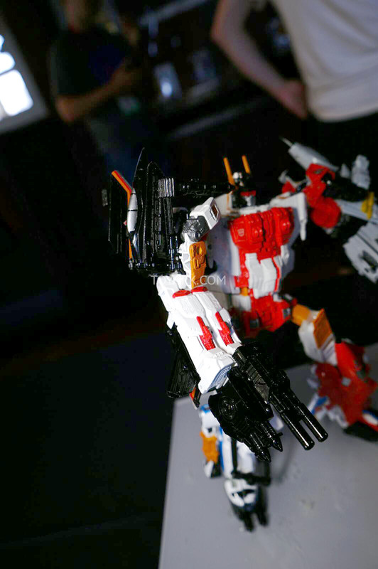 SDCC 2014 Hasbro Transformers Breakfast 049 1406 — Postimages