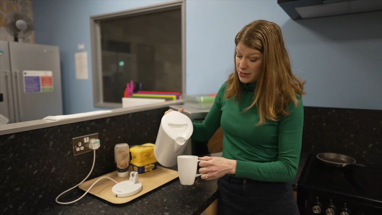 BBC News 20230401 13001310 ts snapshot 08 45 486 — Postimages