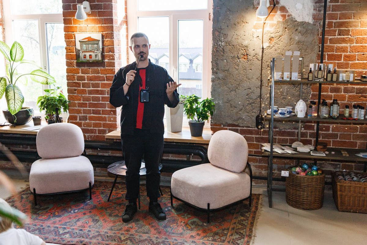 0074 2022 10 08 1 Ds m3 DMR 0106 — Postimages