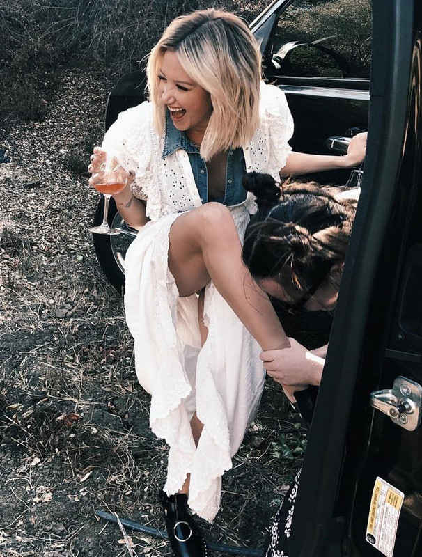 Ashley Tisdale 102218 — Postimages