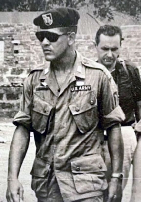 Green Bay Hero — Postimages