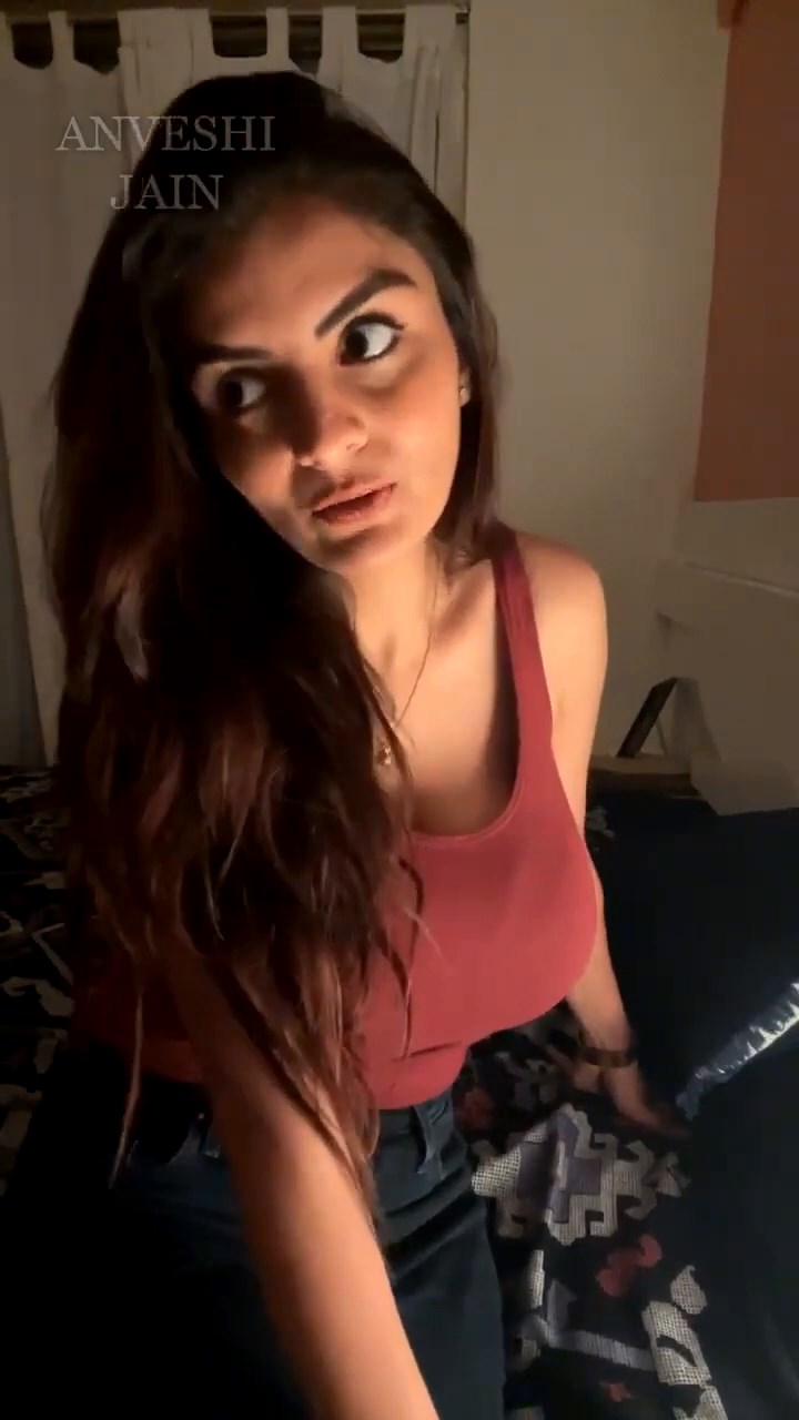 Anveshi Jain live mp4 0023 — Postimages