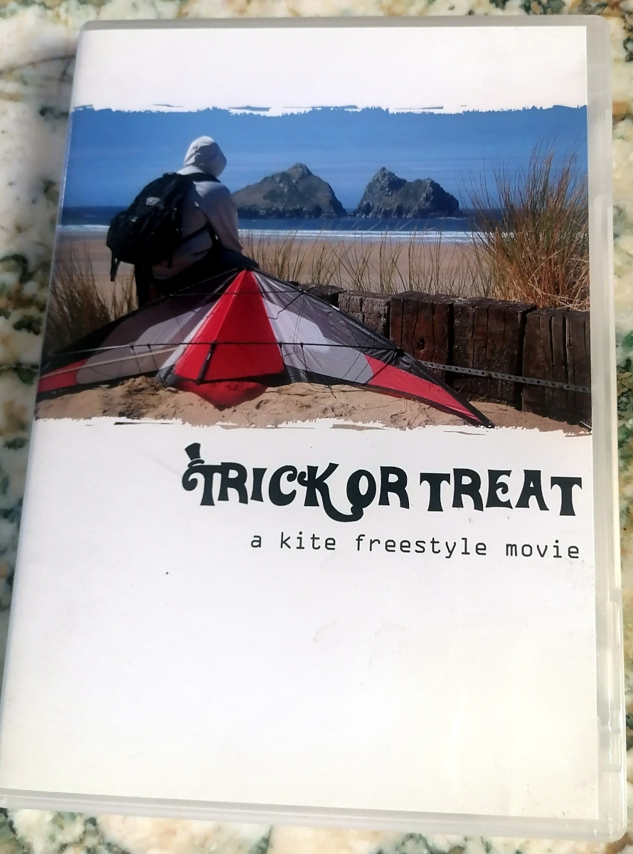 trick or treat DVD — Postimages
