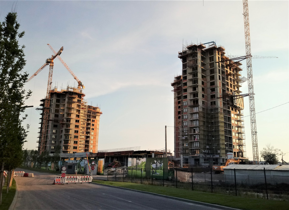 20180607 190400 — Postimages