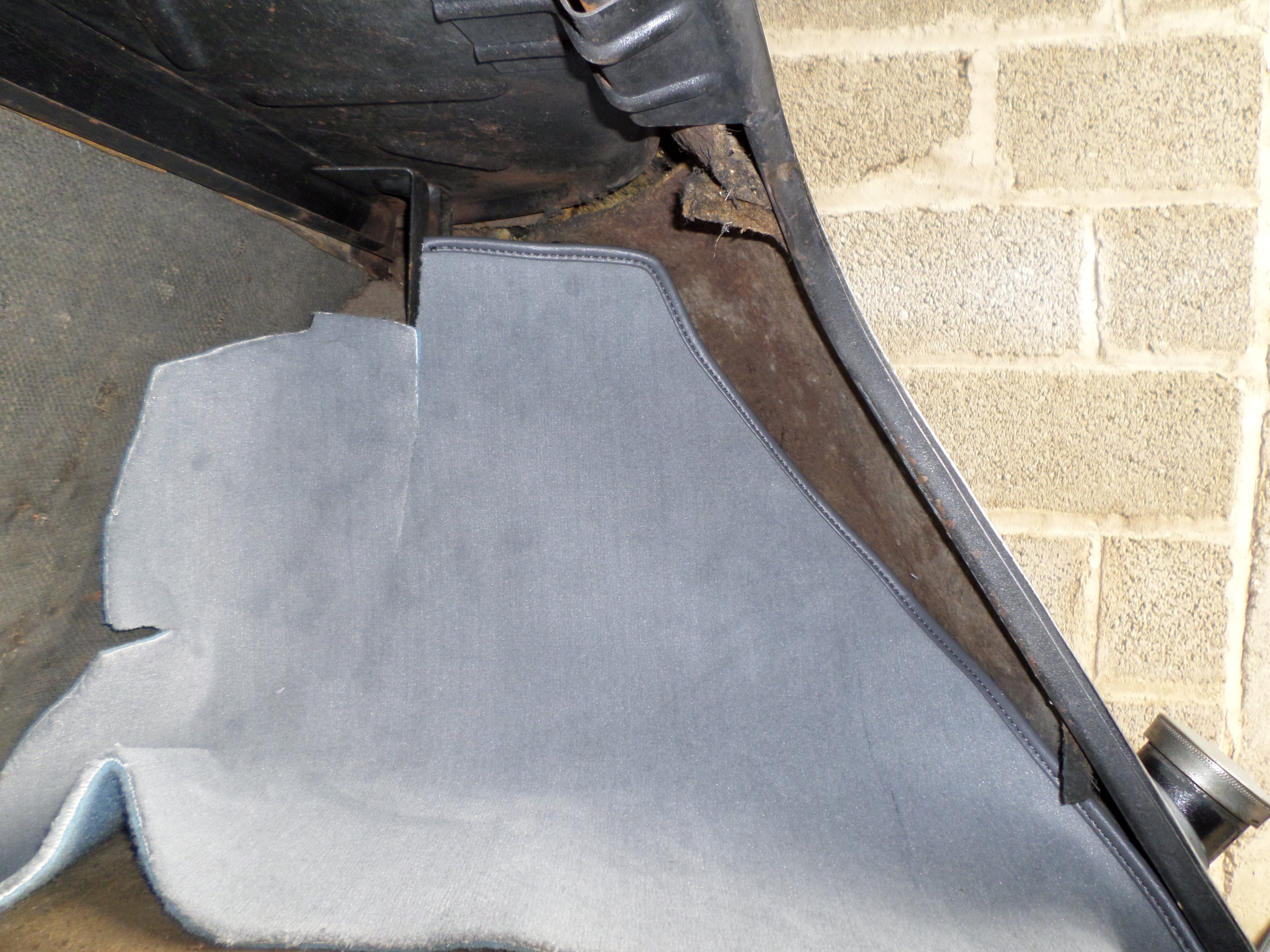 SAM 0248 — Postimages