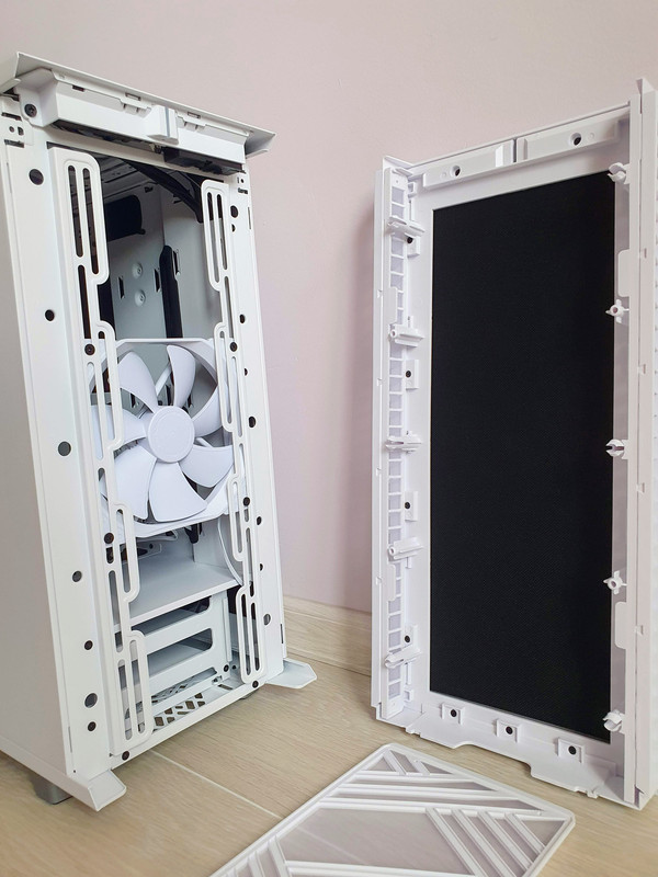 Case Front Open — Postimages