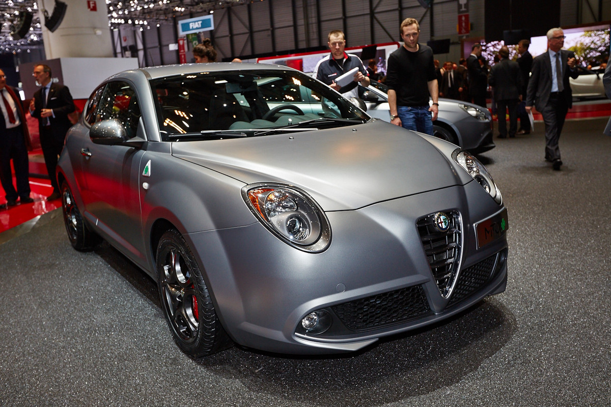 alfa romeo mito qv geneva live 1 — Postimages