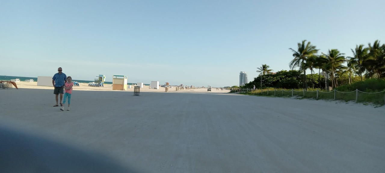 Beach WTF — Postimages