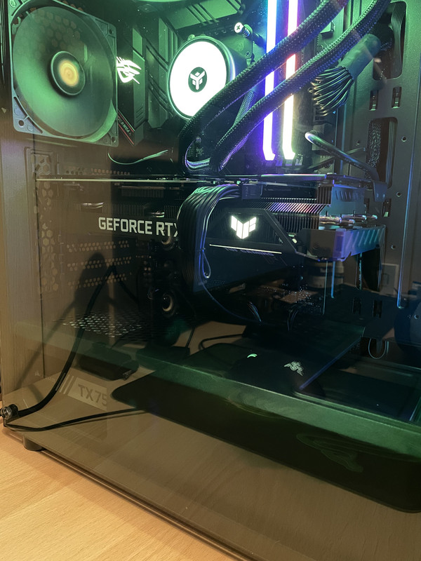 DB1 B99 E2 BFD2 42 B5 A314 79 AEE2 CDA1 B8 — Postimages