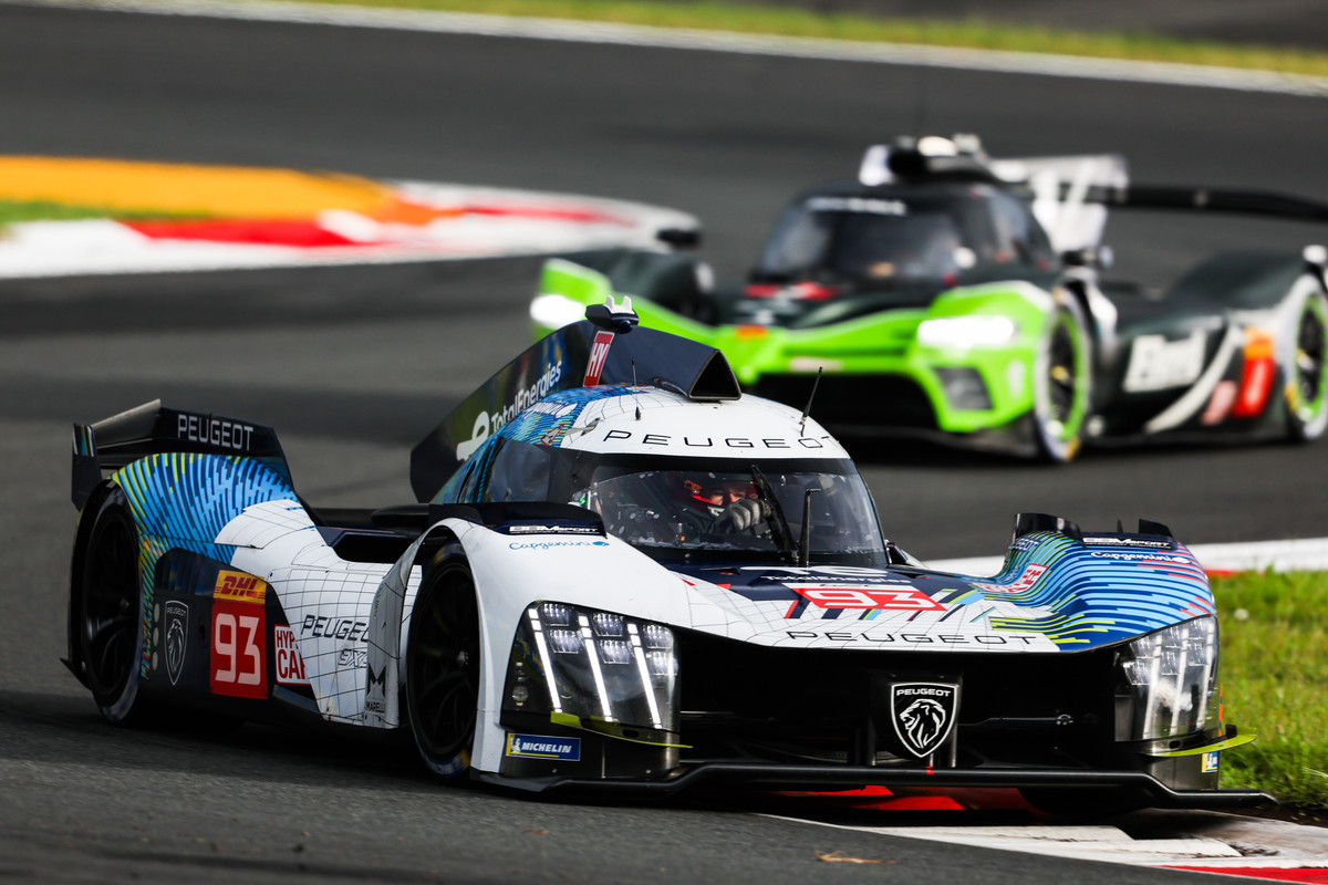 23fuji93 P9x8 Paul Di Resta Mikkel Jensen Jean Éric Vergne 2a — Postimages