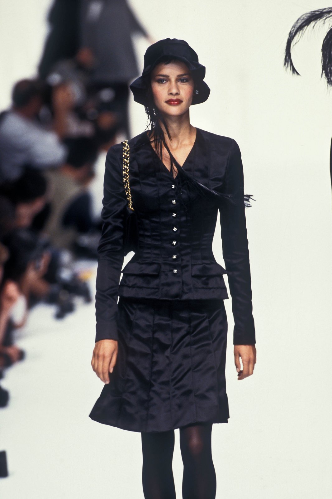 Fashion Classic: CHANEL Haute Couture Fall/Winter 1994 | Lipstick Alley