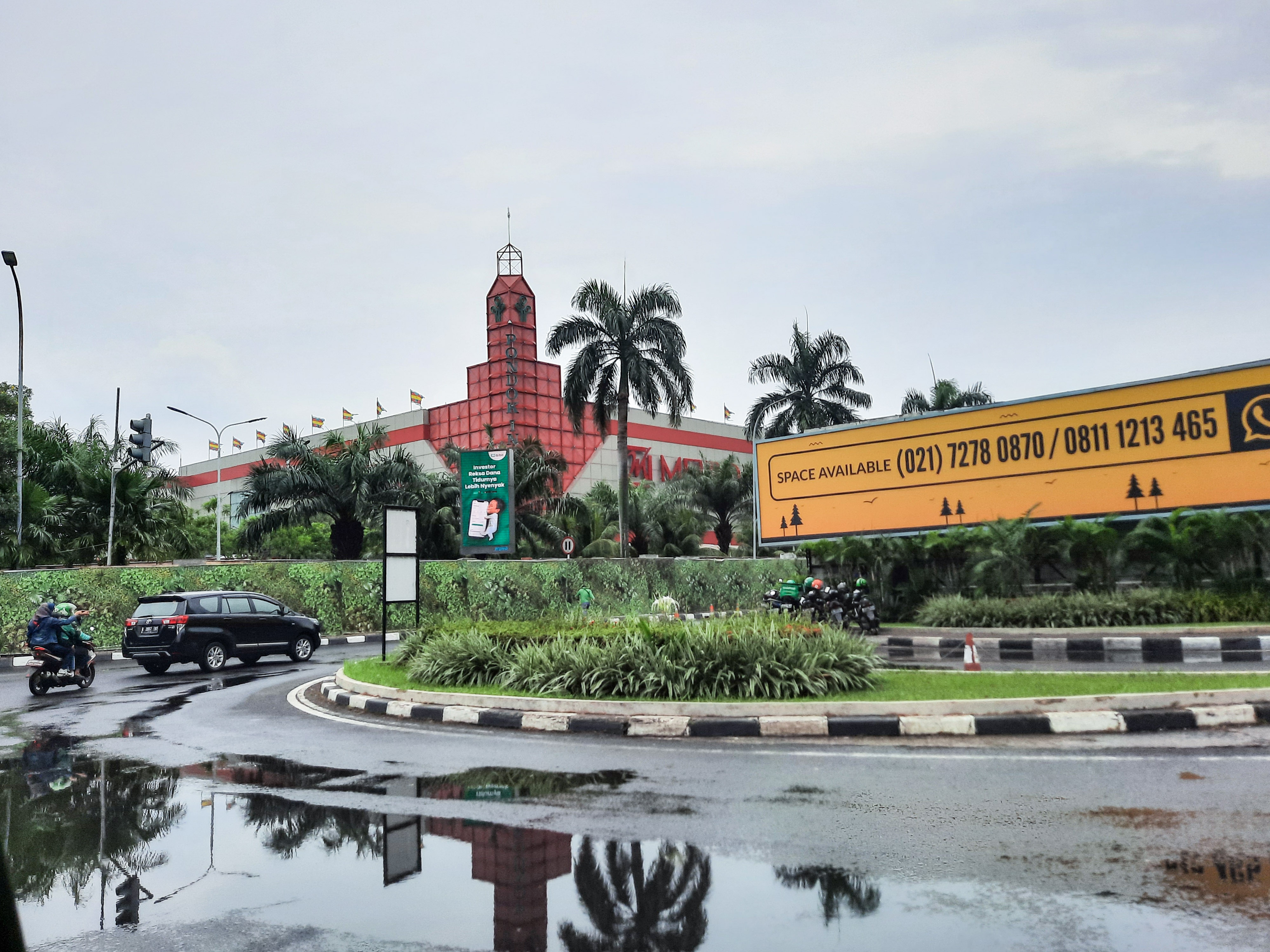 JAKARTA | Pondok Indah Town Center | SUPERBLOCK | 19 towers | Com ...