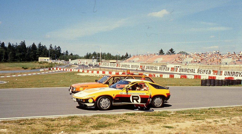 Martin – Porsche Pictures Past