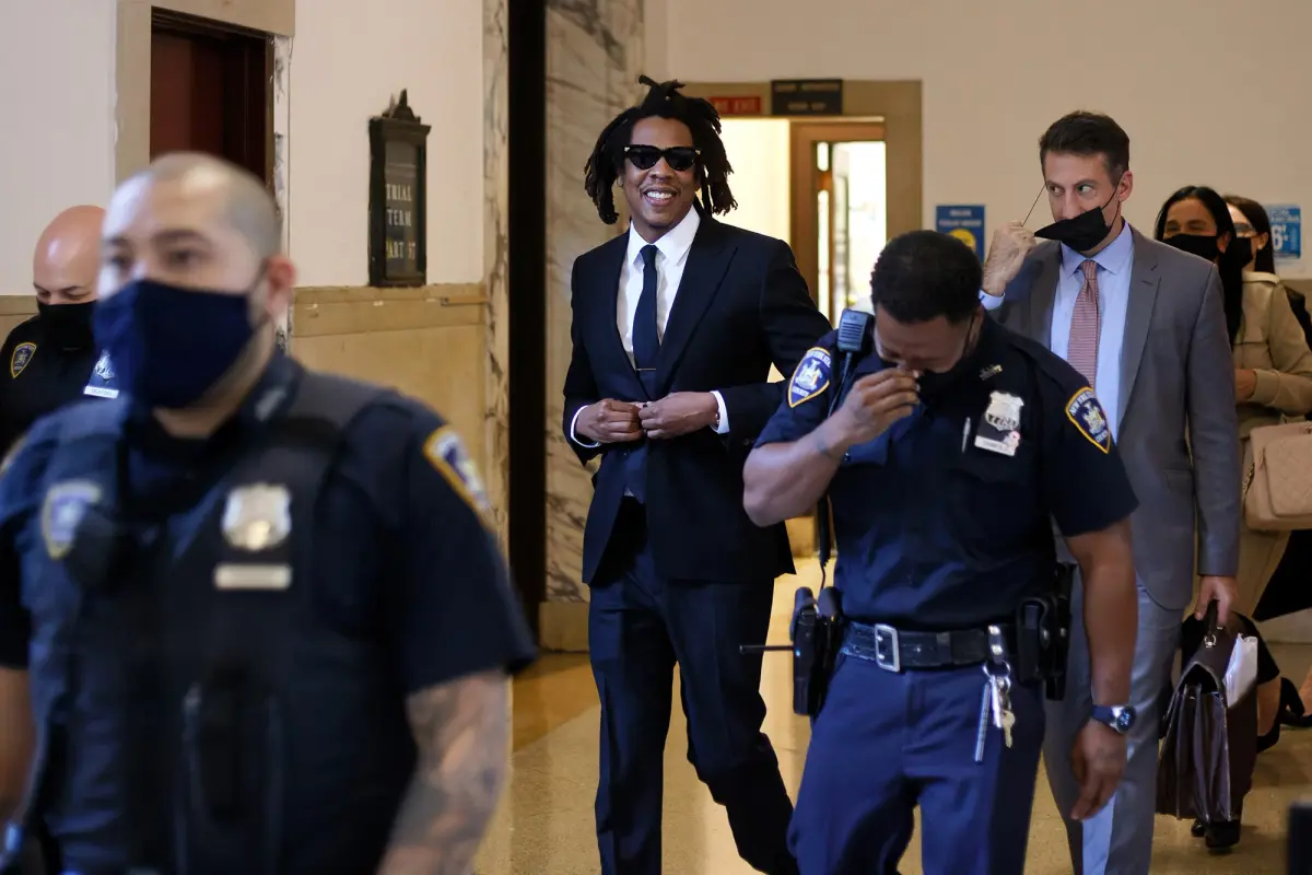 Jay-Z Win's Lawsuit Against Cologne Company, "I'm Smoking That Parlux ...