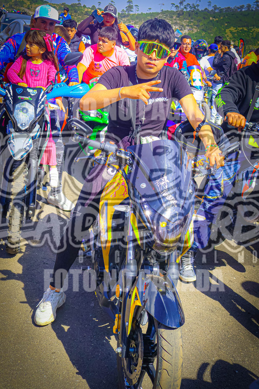 PL2 4023 — Postimages