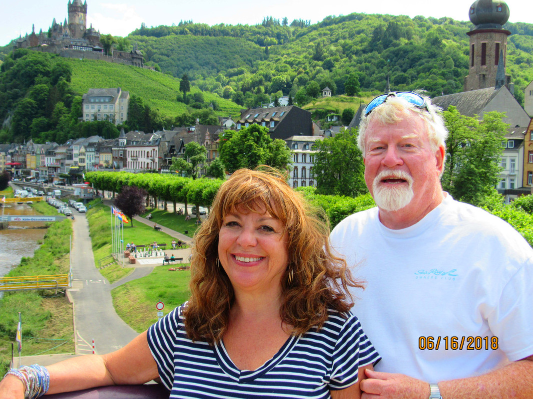 Swim Ladder Lock | Club Sea Ray