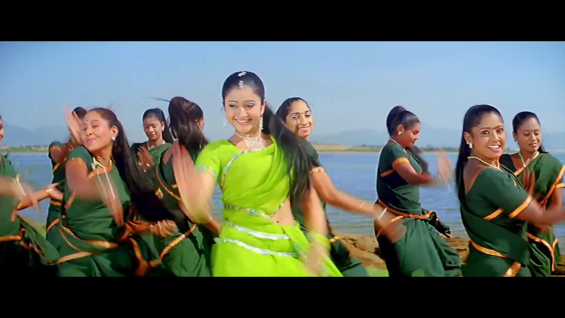 poonam bajwa hot navel song 2 Usilampattti Thennavattu Jio cinemas 28 ...
