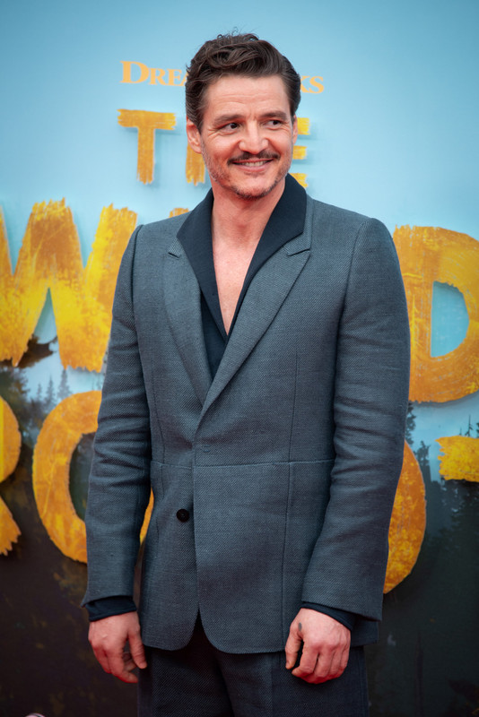 Pedro Pascal 099 — Postimages