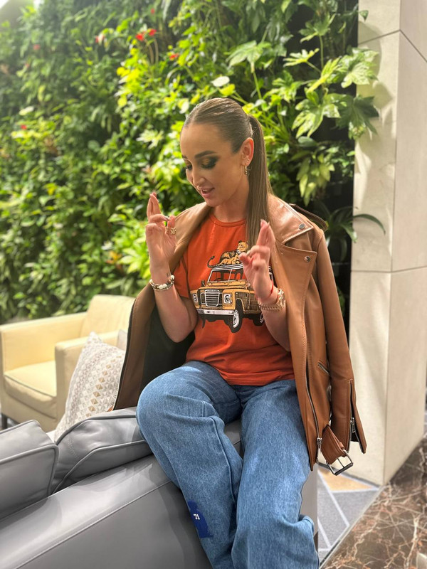 E6 AF9328 5 D5 B 432 C B51 E A49 A333822 DB — Postimages