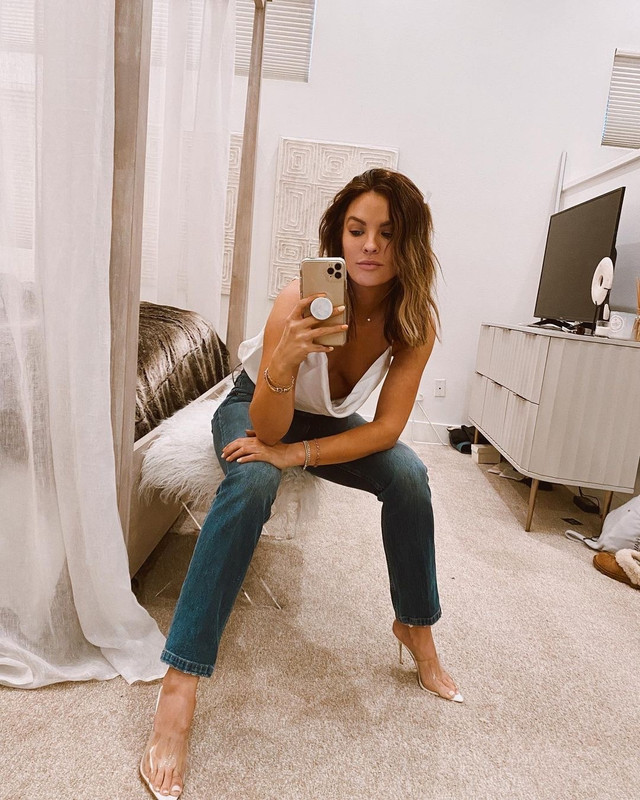 Becca Tilley Feet 5616923 — Postimages