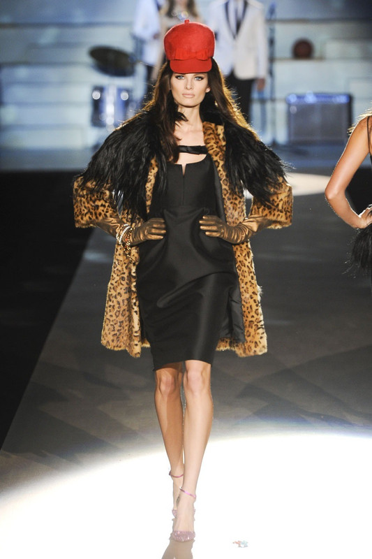 Dsquared2 Fall 2012 KKX667 TGIr Ax — Postimages