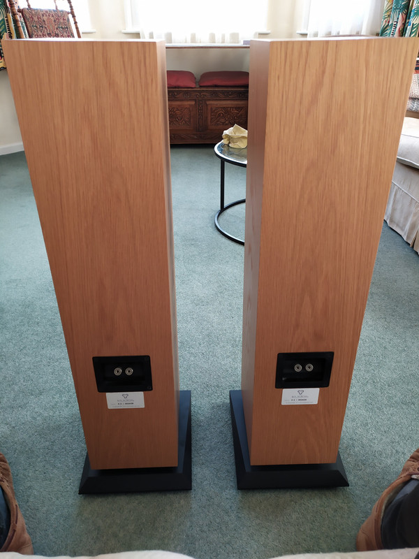 [FS] - Kudos X2 speakers in oak | pink fish media