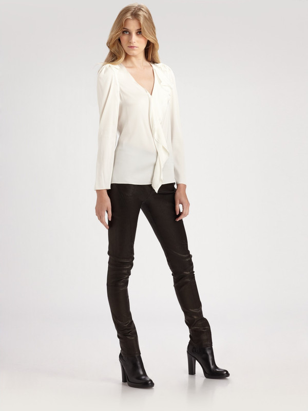 Saks Fifth Avenue (25) — Postimages